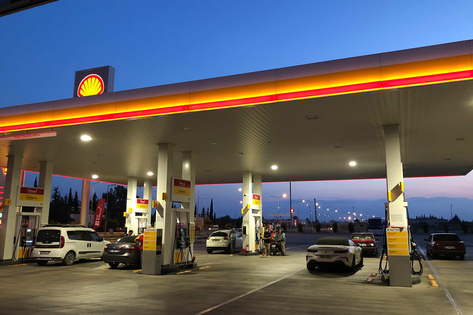 TÜRKALP Gayrimenkul A.Ş. - Ahmet Metin - Osman Alp Metin Petrol